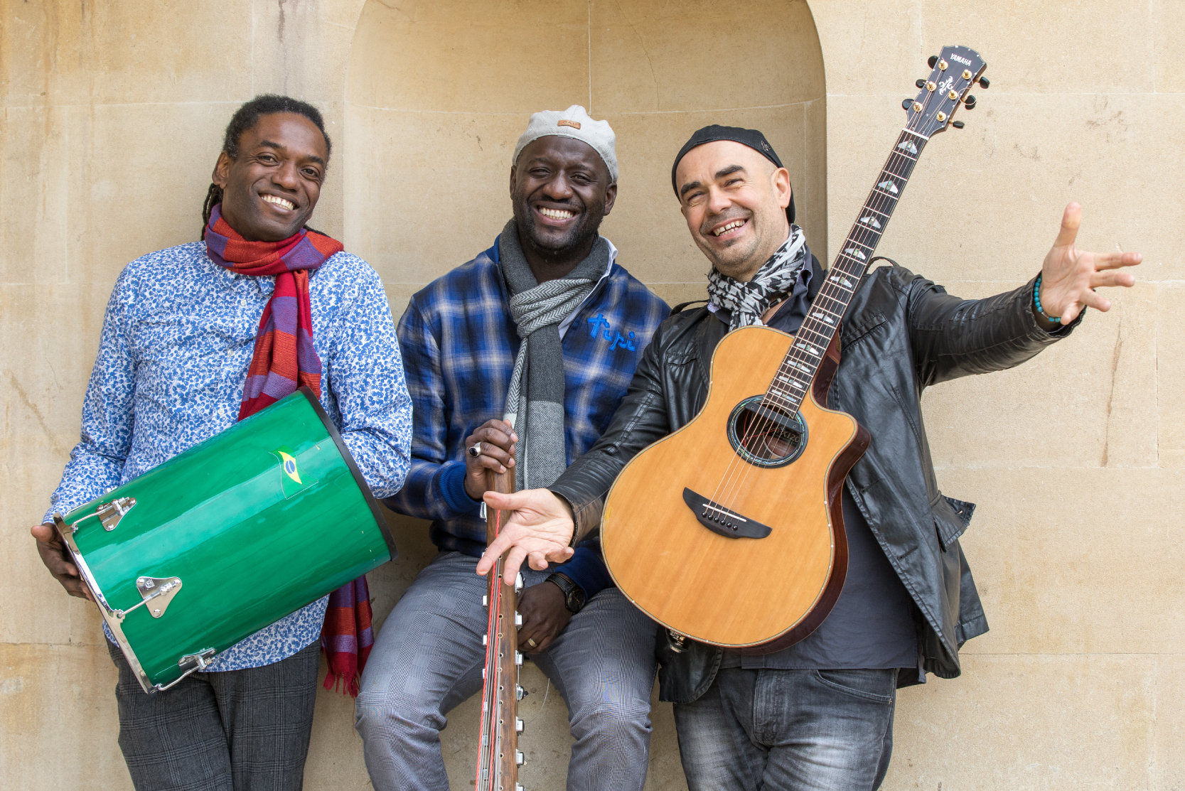 AKA Trio: Antonio Forcione, Seckou Keita and Adriano Adewale - Band on ...