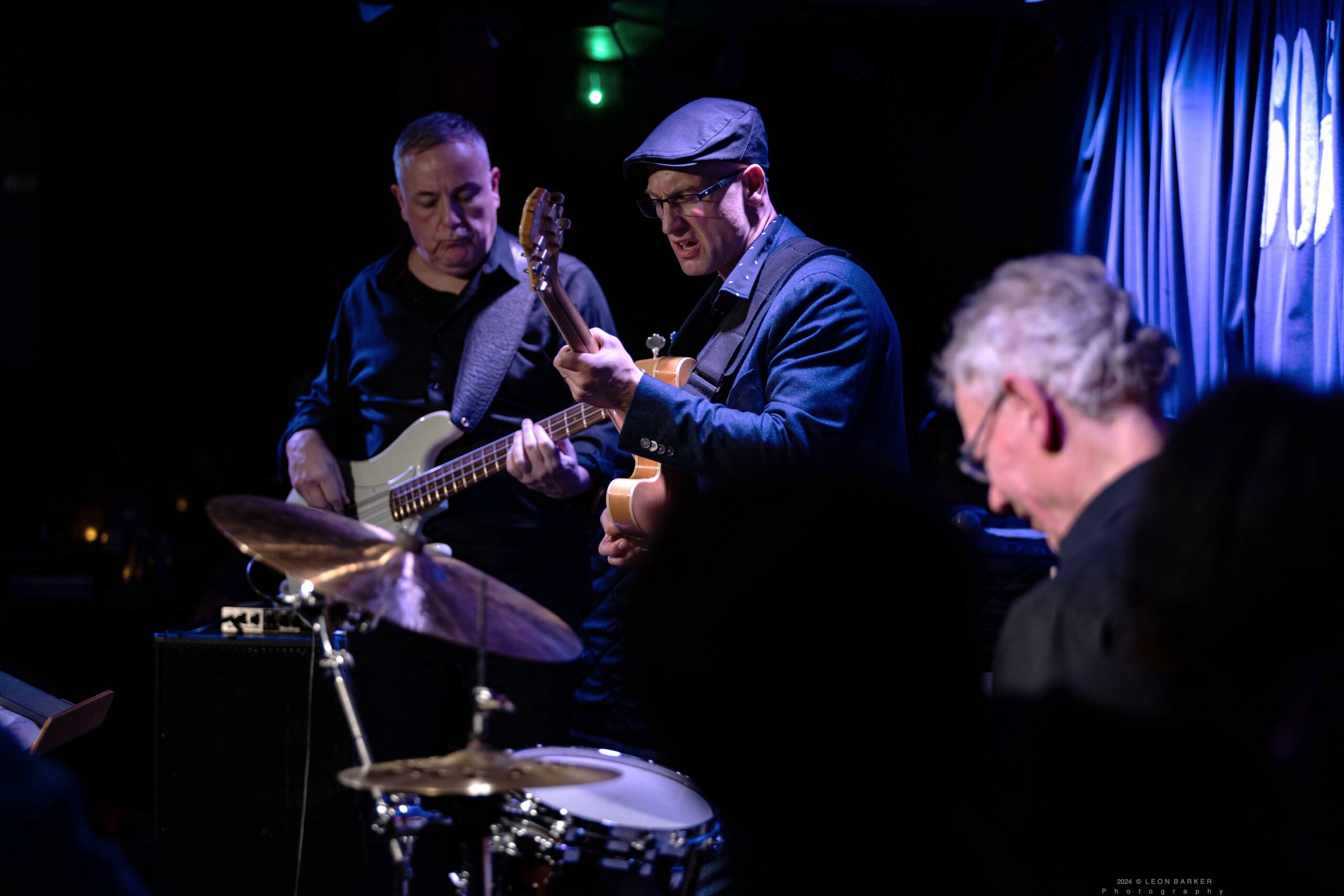 Pete Roth Trio feat. Bill Bruford - Band on the Wall
